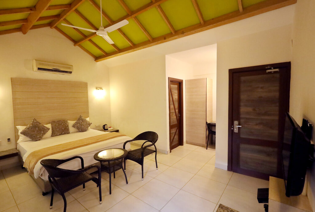 Deluxe Room – Luxurious Rooms in Mount Abu – Hummingbird Resort